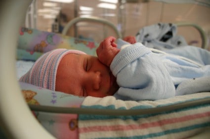 A case of neonatal PICC line knot formation